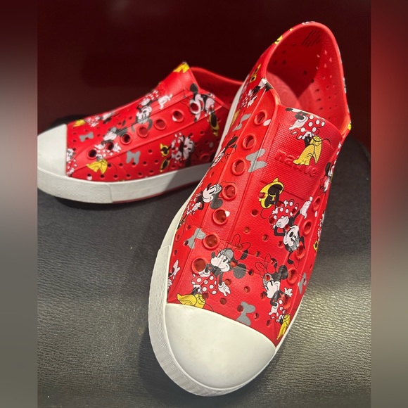 Native | Shoes | Disney Womens Shoes By Native Minnie Mouse | Poshmark